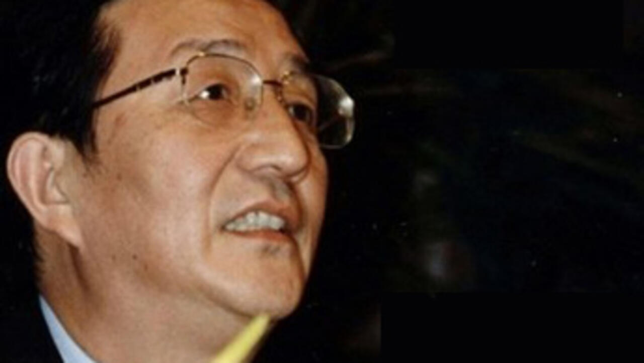 Trial rocks Shanghai communists