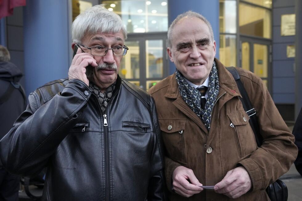 Quelles voix reste-t-il encore en Russie pour s’opposer à Vladimir Poutine ? - France 24