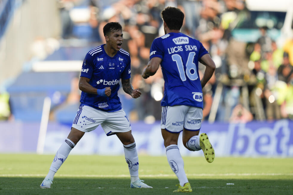 Racing Club derrota al Cruzeiro y se corona campeón de la Copa Sudamericana