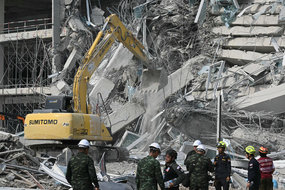 "En un éclair" : un survivant décrit l'effondrement d'une tour à ...