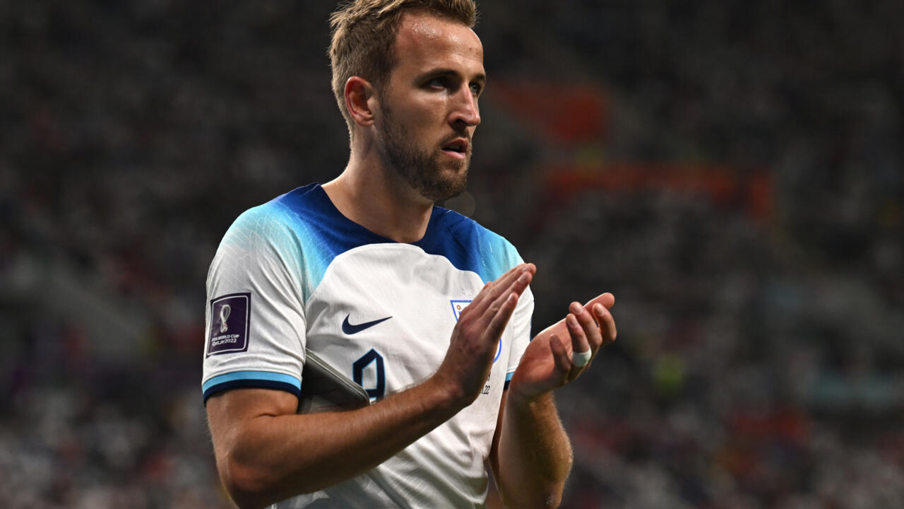 England keeper Pickford plays down Kane injury fears