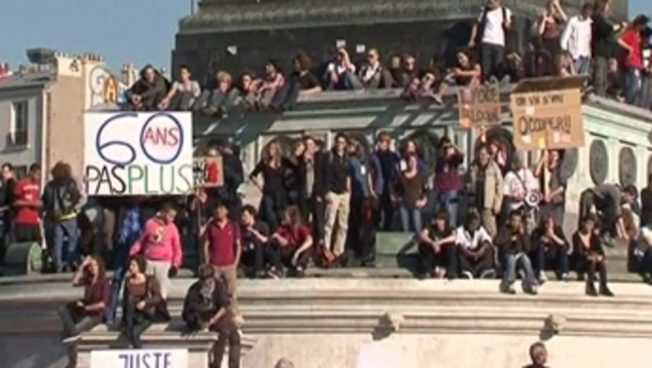 Unions call for new protests Oct. 19 as strikes continue for third day