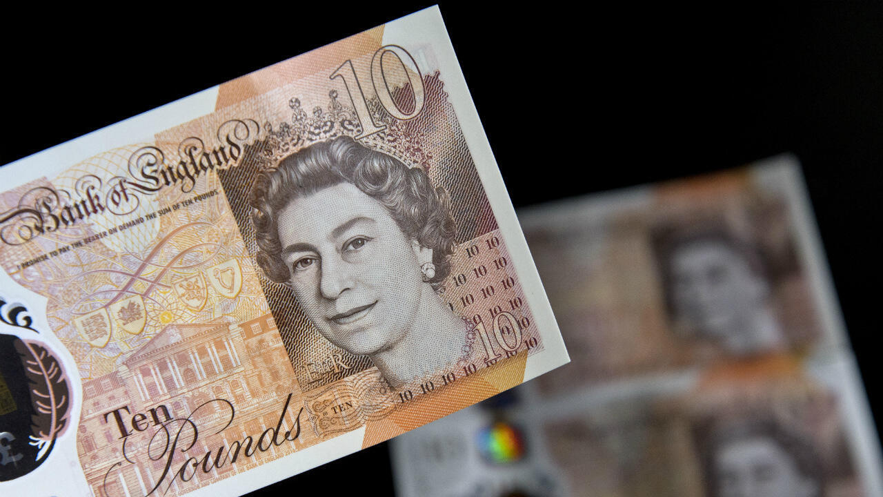 UK economy contracts for first time since 2012 amid Brexit worries