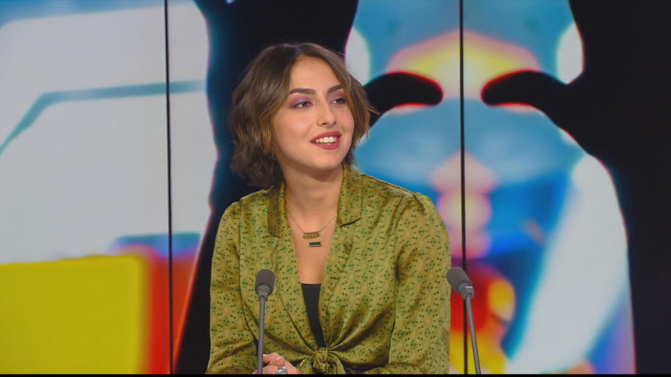 "H.E.A.R.T" d'Anna Kova : la chanteuse s'offre cinq reprises de cœur ...