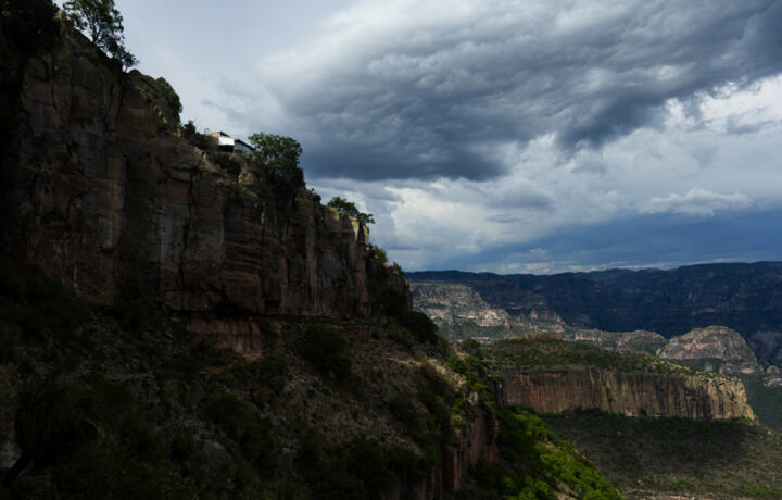 Pianist dedicates music to Indigenous people who inspired him
