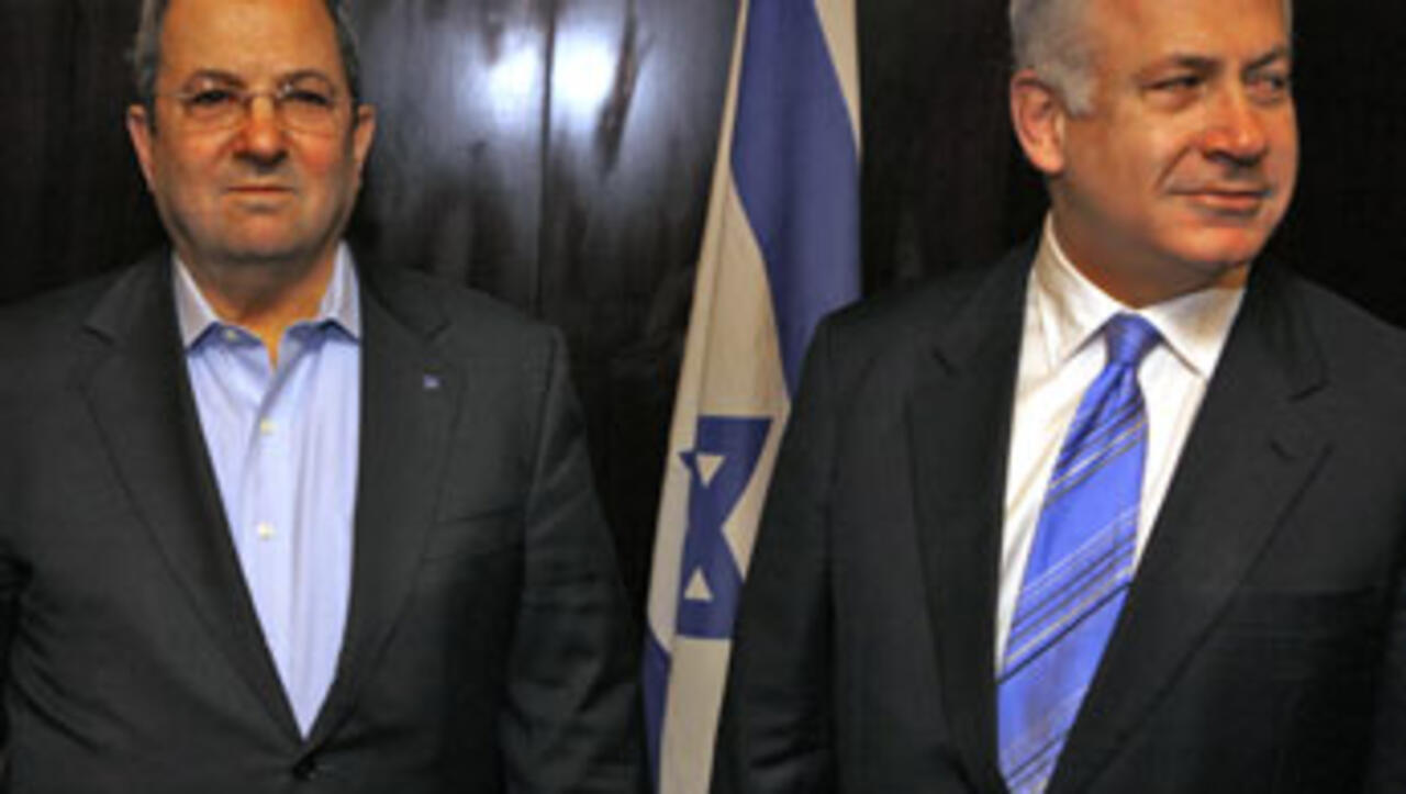 Barak's Labour party votes to join Netanyahu coalition