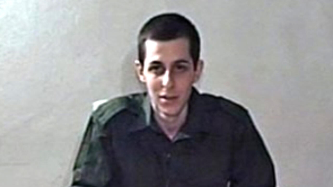 Gilad Shalit, un héros tombé de son piédestal - France 24