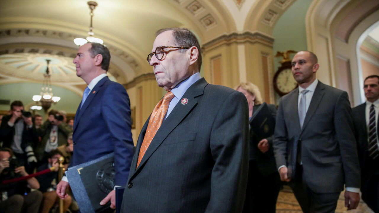 US Senators sworn in for impeachment trial as watchdog group accuses ...