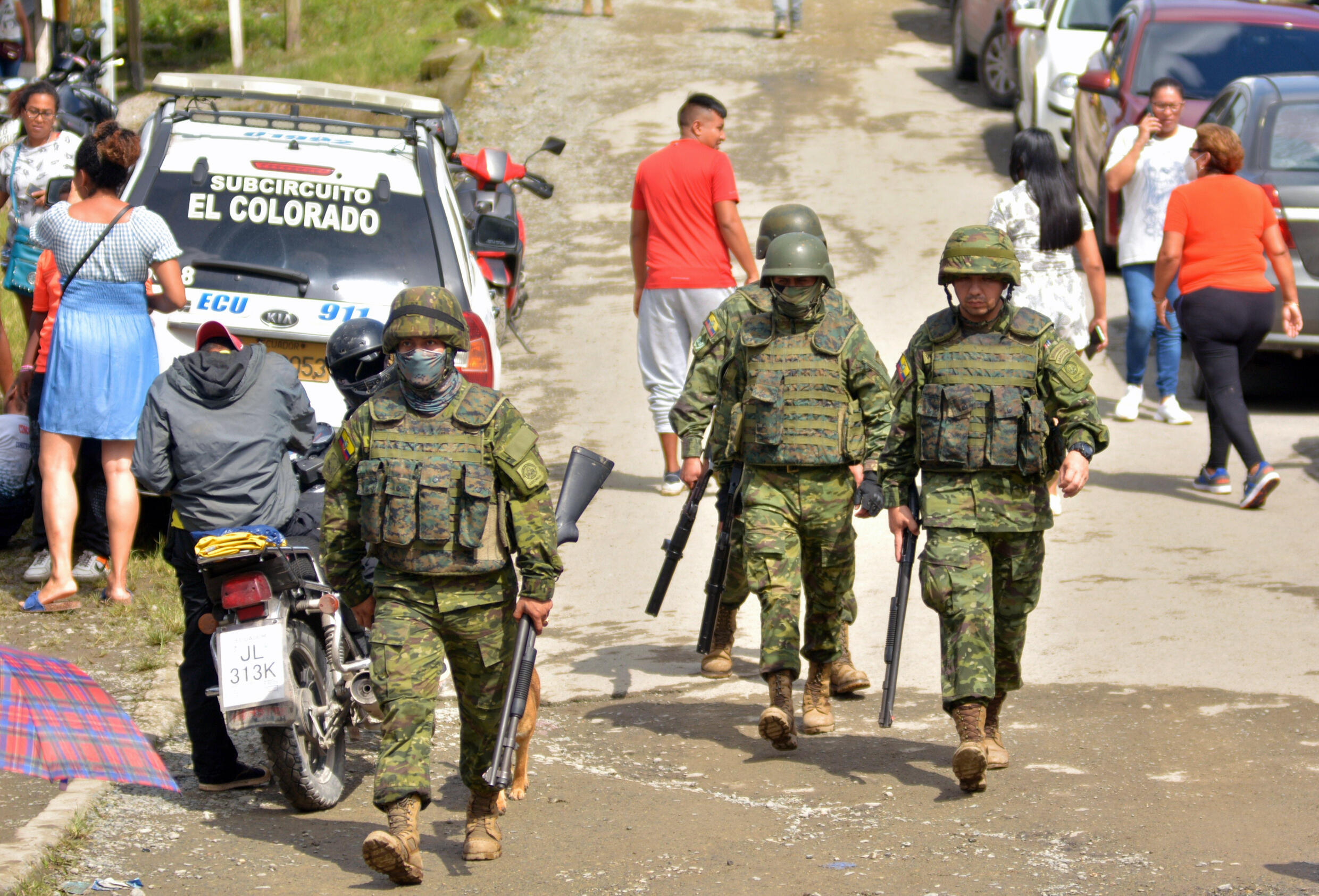 Ecuador prison riot leaves 43 dead, 108 on the run