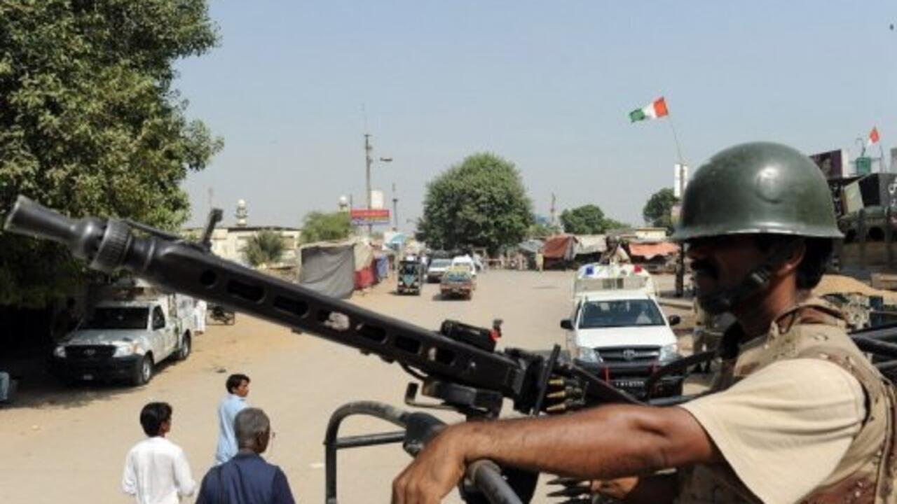 Taliban attack on military checkpoints leaves scores dead