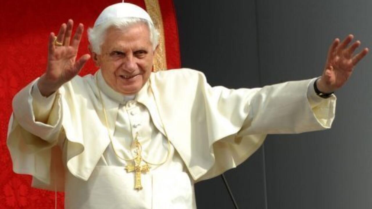 Devant le Parlement, le pape défend le "rôle" de la religion dans la ...