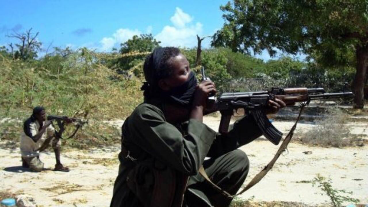 Shebab rebels lay siege to presidential palace