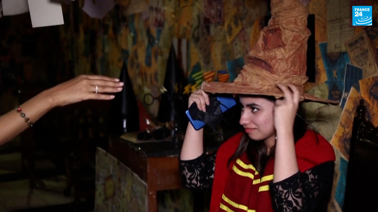 Pakistan students work magic to transform campus into Harry Potter's ...
