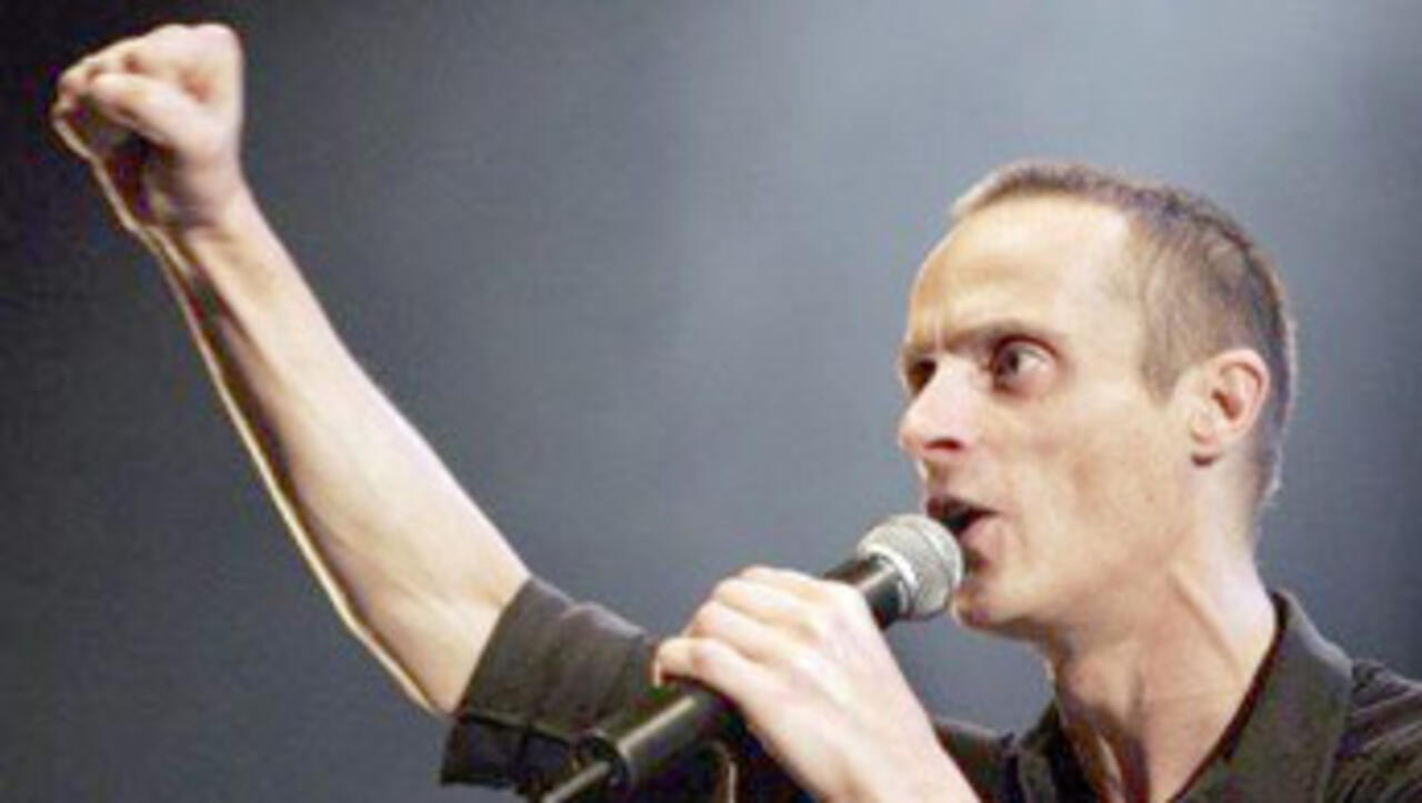 French singer Mano Solo dies at 46 of multiple aneurisms - France 24