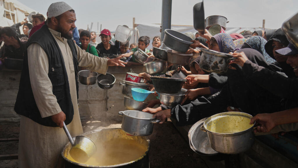 "La hambruna amenaza nuestras vidas": el cerco alimentario de Israel ...