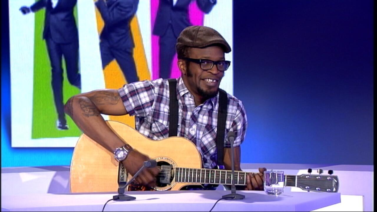 Tété se met à nu dans son nouvel album - À l'Affiche