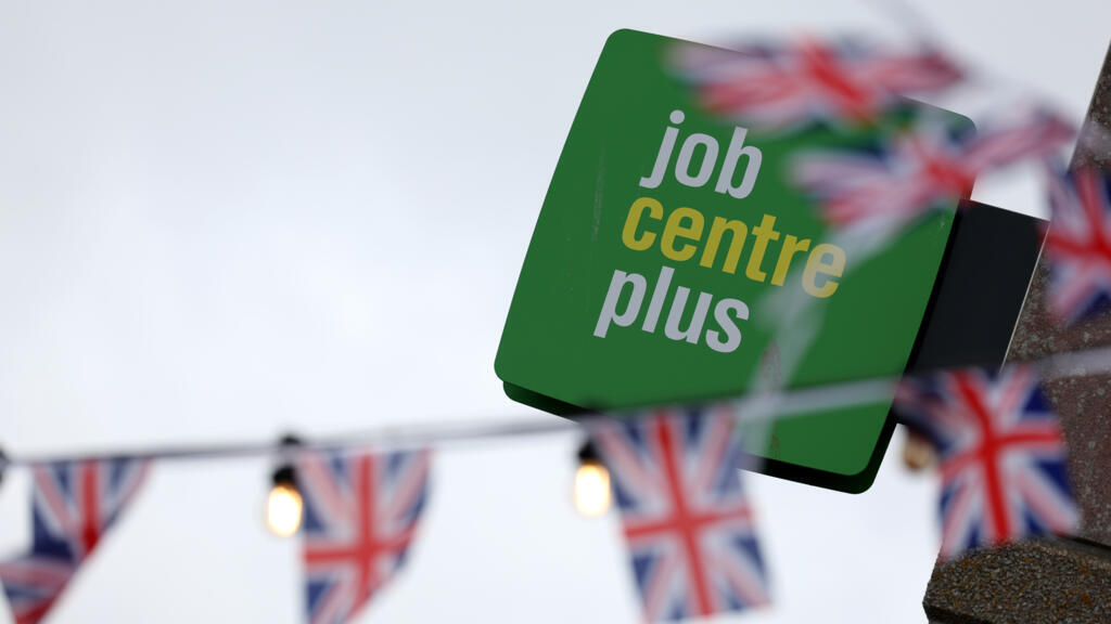 UK unemployment jumps to 5% before key govt budget