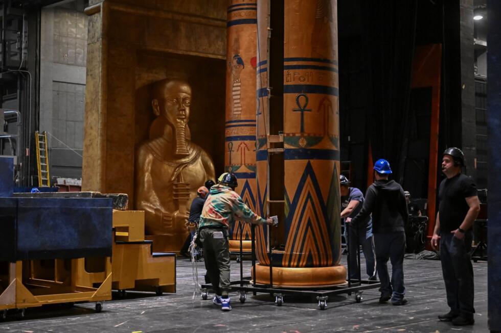 With new 'Aida' staging, Met tries out grandiose opera for the ...