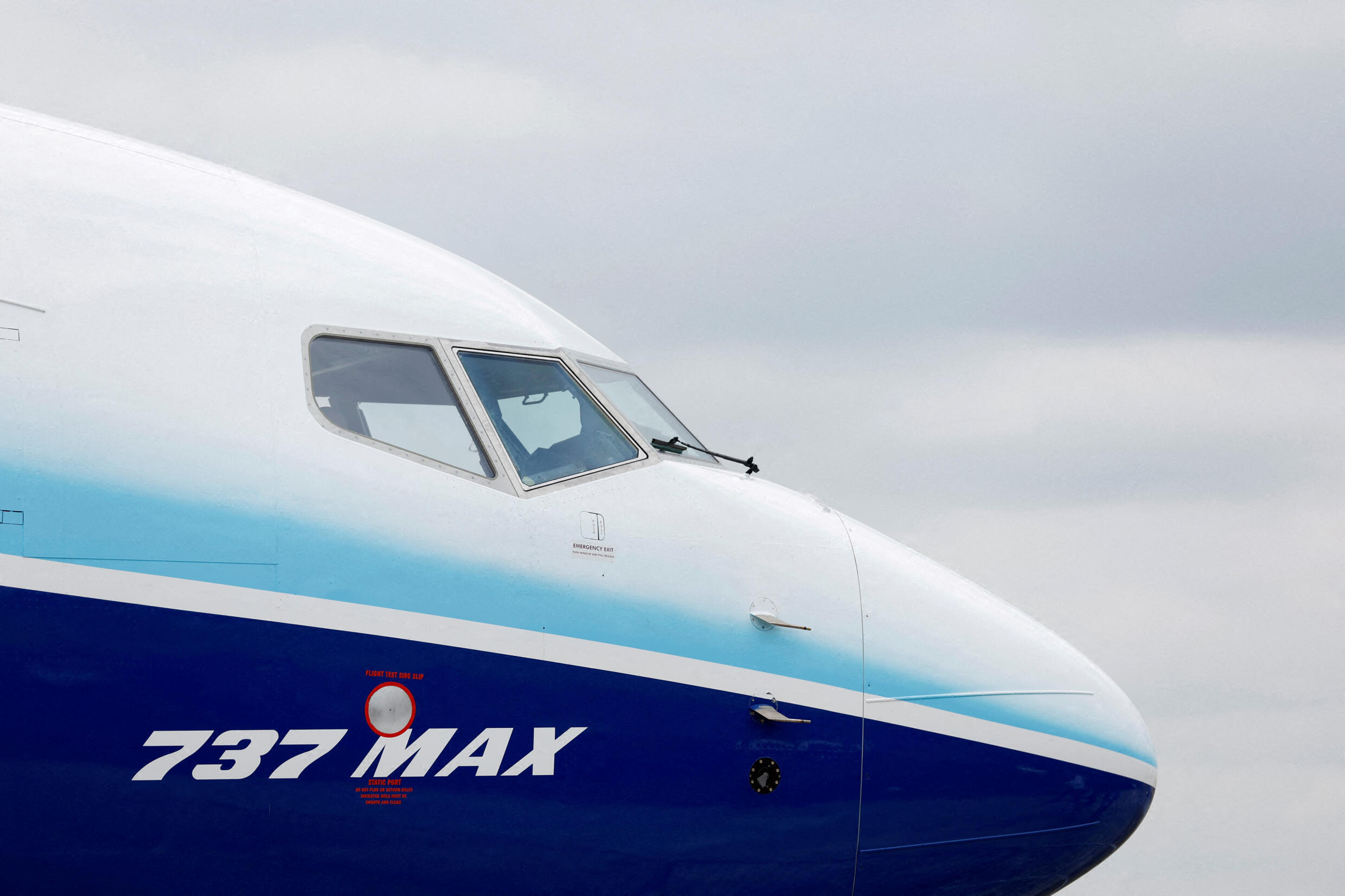 US regulators clear path for grounded Boeing 737 MAX to fly again