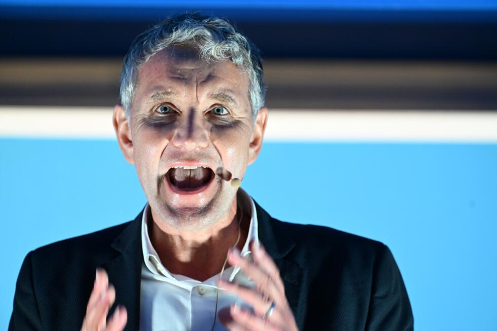 Far-right AfD eyes new win in east German state vote