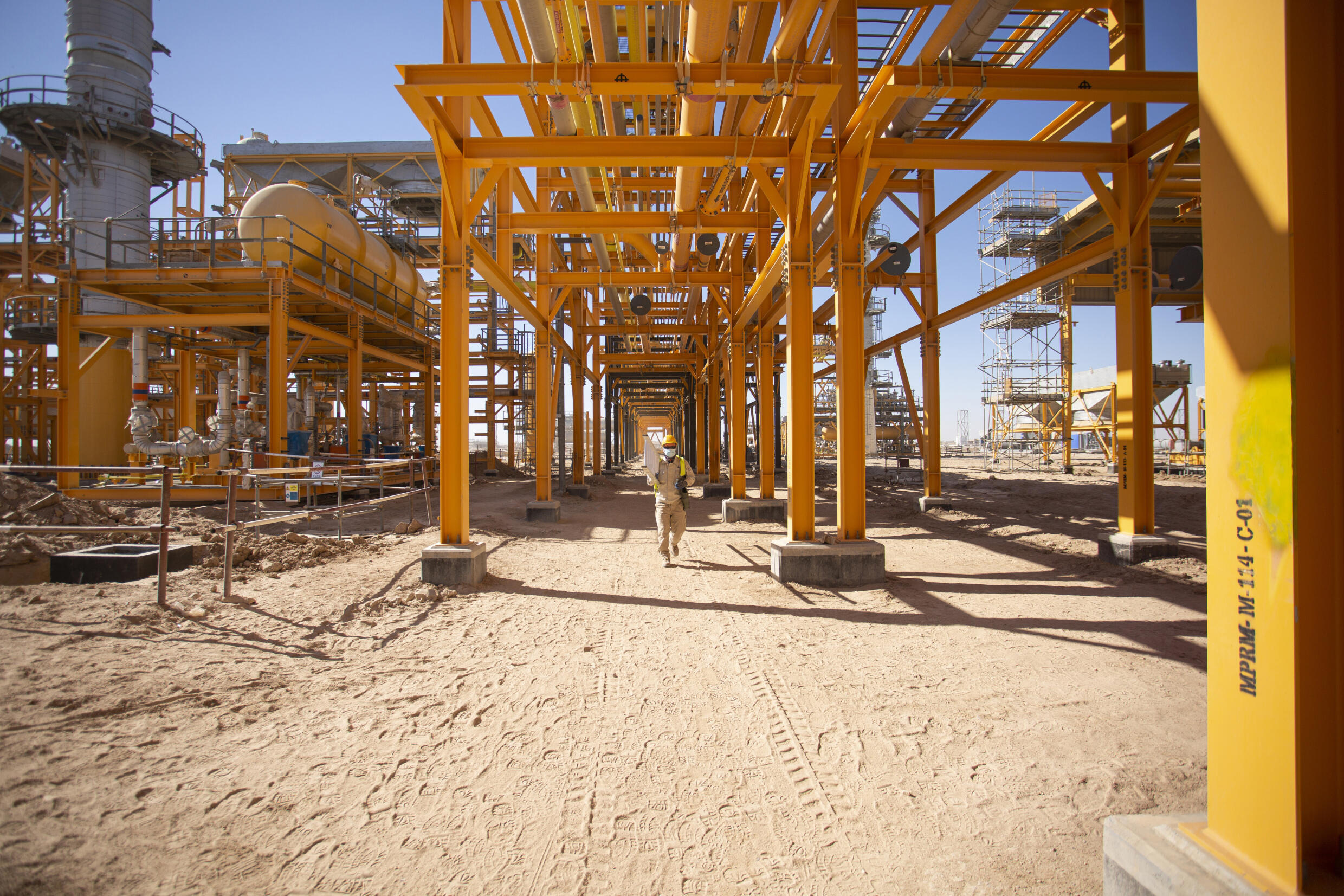 Long road ahead for Iraq pledge to phase out gas flares