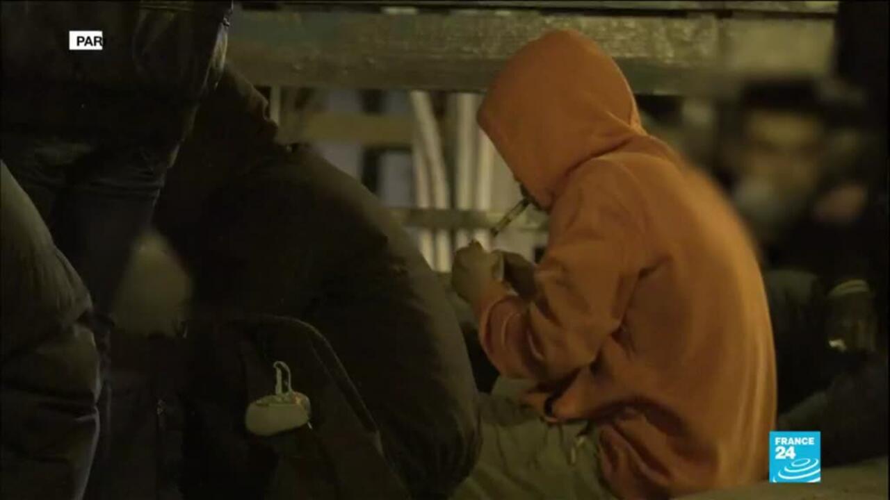 Paris: some residents living "hell" because of crack addicts - France 24