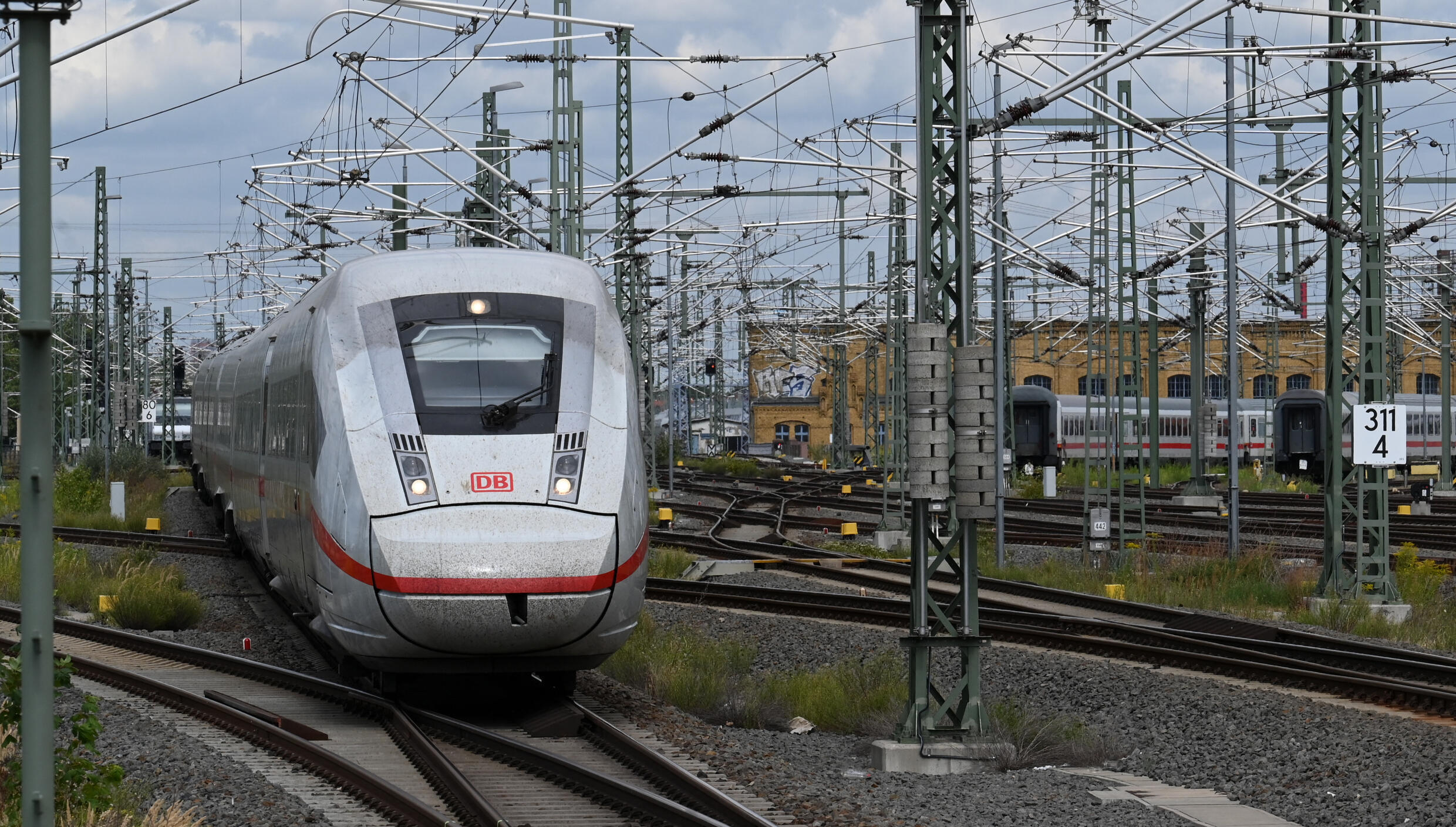 German train drivers begin their longest-ever strike