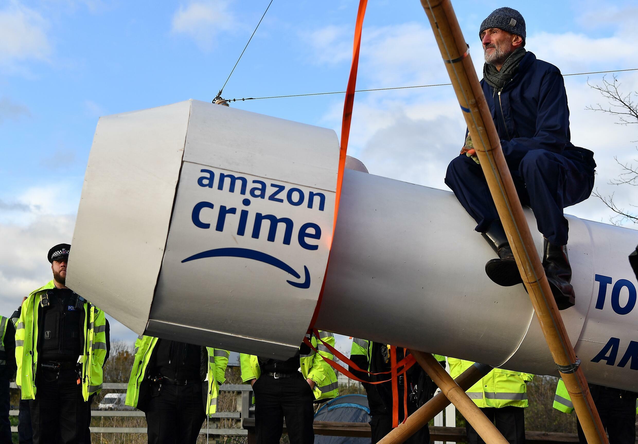 Extinction Rebellion targets Amazon in Black Friday protests