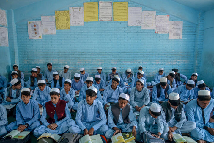 Tunics & turbans: Afghan students don Taliban-imposed uniforms