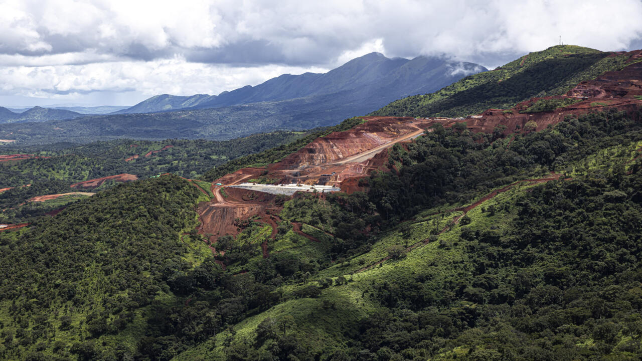 In Simandou mountains, Guinea prepares to cash in on iron ore