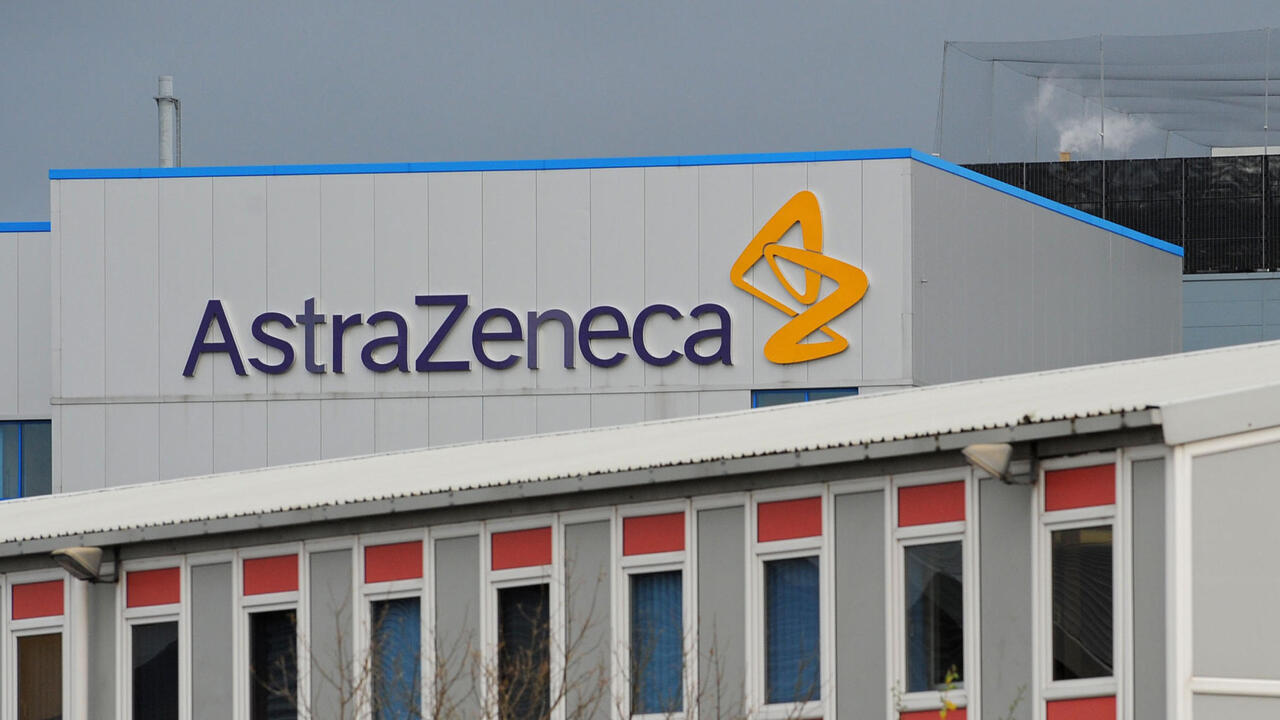 AstraZeneca interrumpe los ensayos clínicos de su vacuna contra el Covid-19