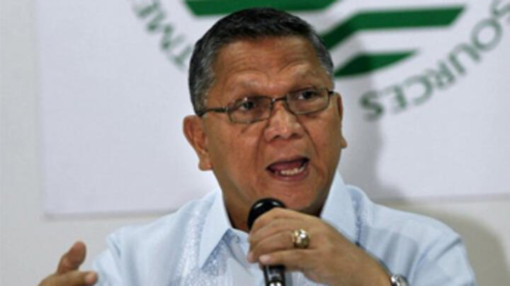 Graveside suicide for former military chief accused of corruption