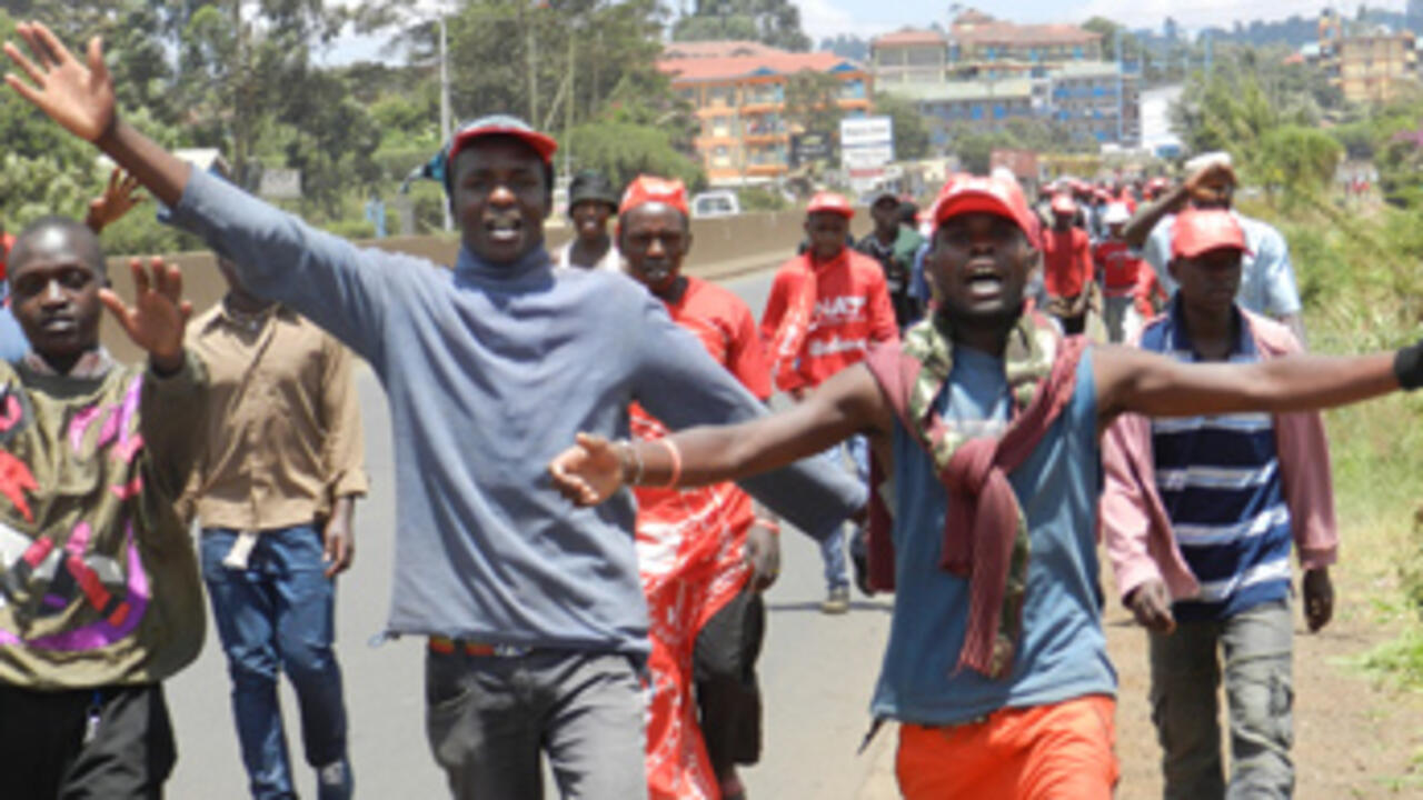 Final Kenyan vote count gives Kenyatta slim victory