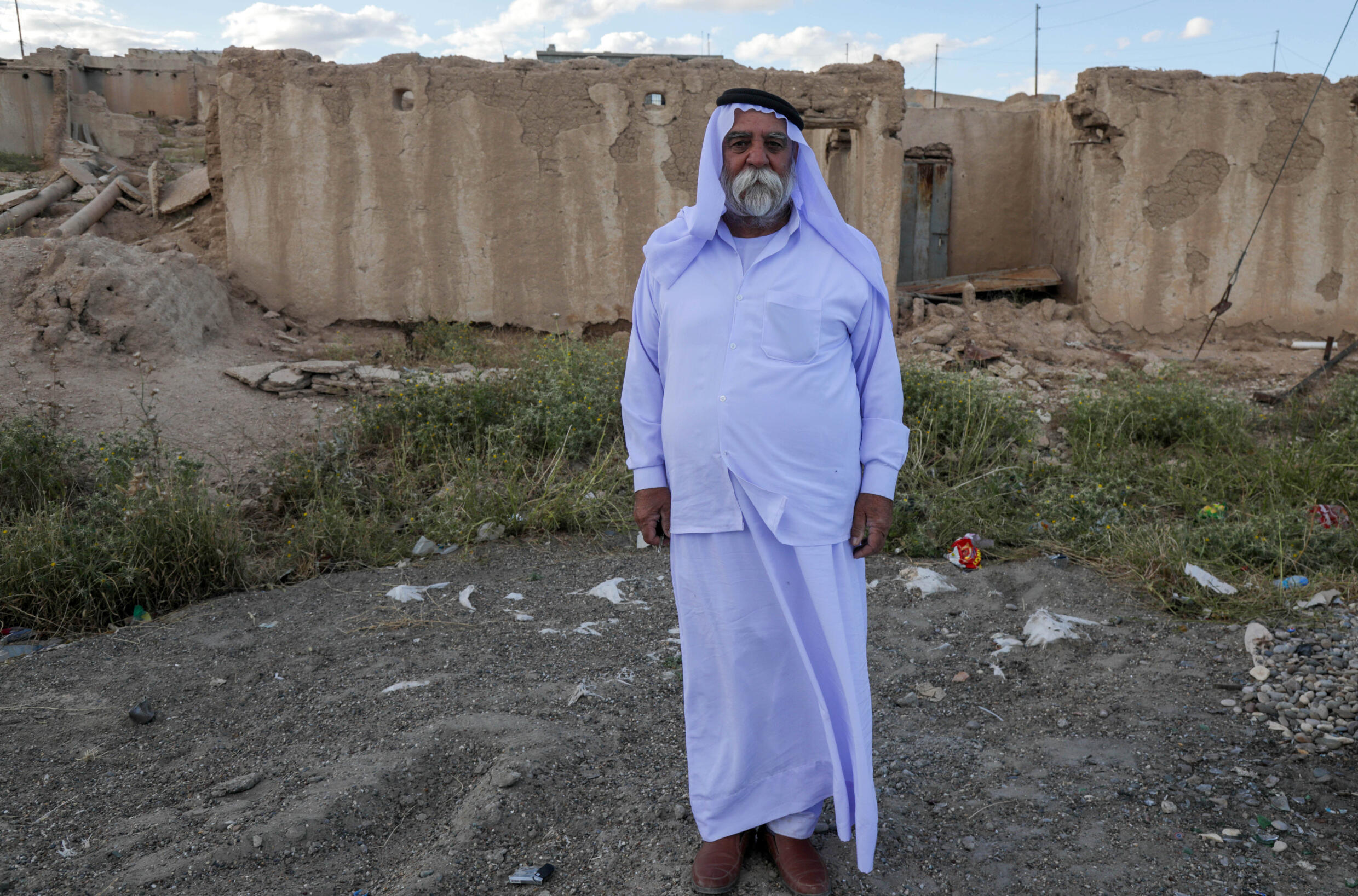 Decade after IS horrors, Iraq's Sinjar remains in ruins