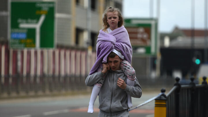 'Pls help me': Frantic parents search for their missing children after ...