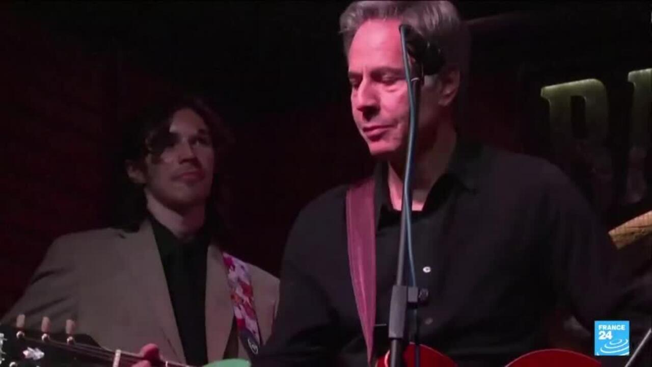 Antony Blinken, guitar in hand, tells Ukraine to keep 'rockin' in the ...