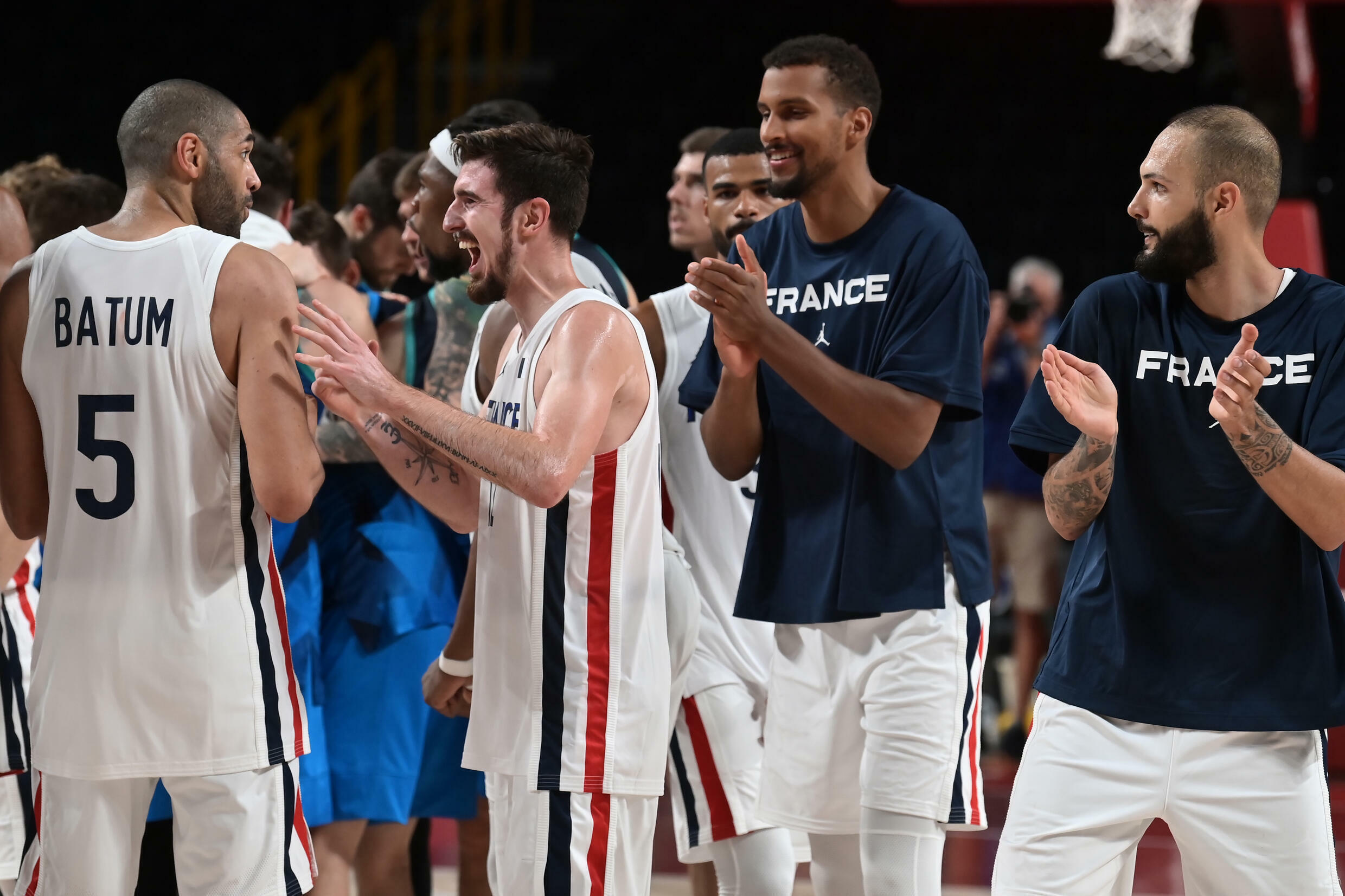 Durant-led USA to face France in Olympic basketball final - France 24