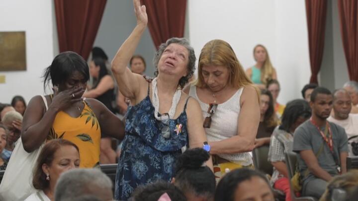 Laure MANENT - France 24