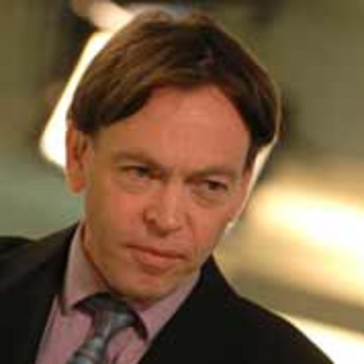 Au revoir Robert Parsons: A life in journalism - Entre Nous