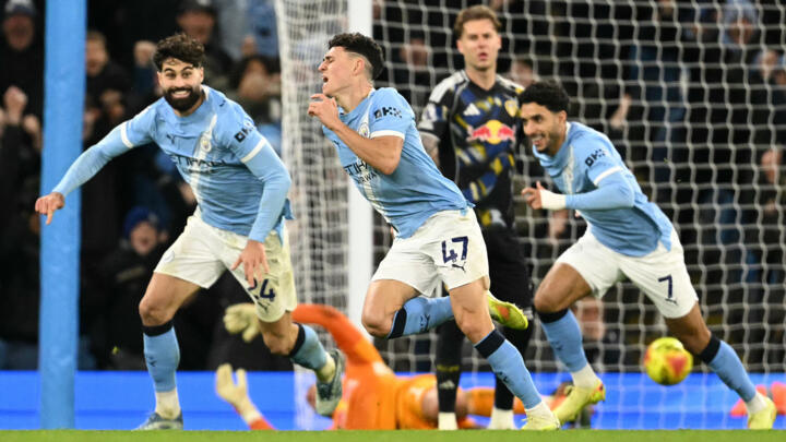 Last-gasp Foden goal spares Man City's blushes, Spurs crash again
