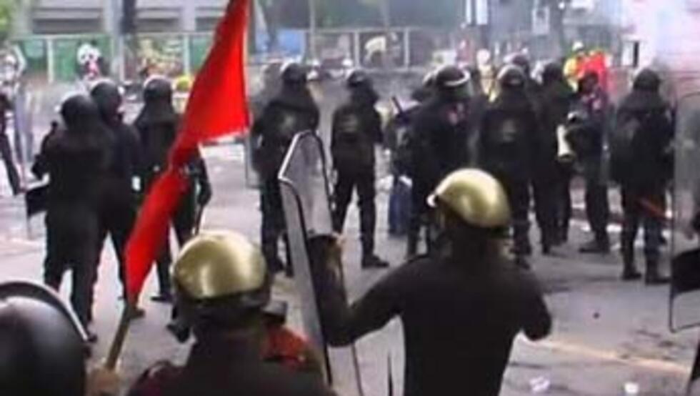 Grim toll after day of clashes in Bangkok