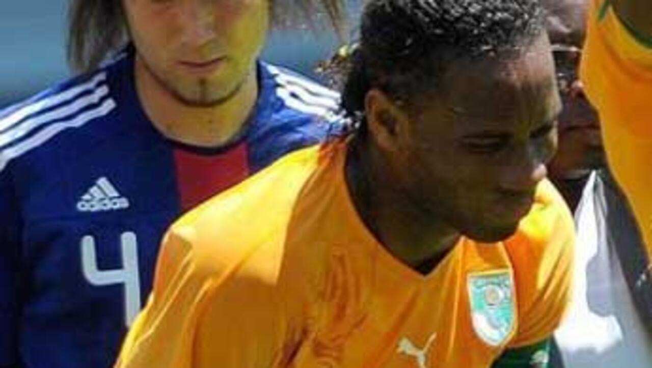 Ivory Coast's Drogba to start on bench against Portugal