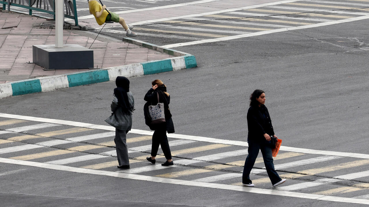 Lufthansa evitará los espacios aéreos de Irán e Irak "hasta nueva orden"