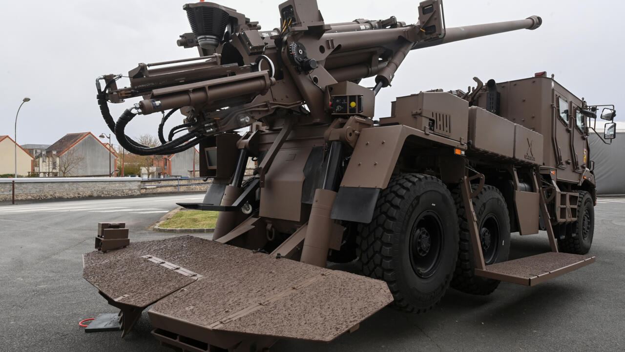 La Croatie commande 18 canons Caesar à la France et va moderniser ses Rafale