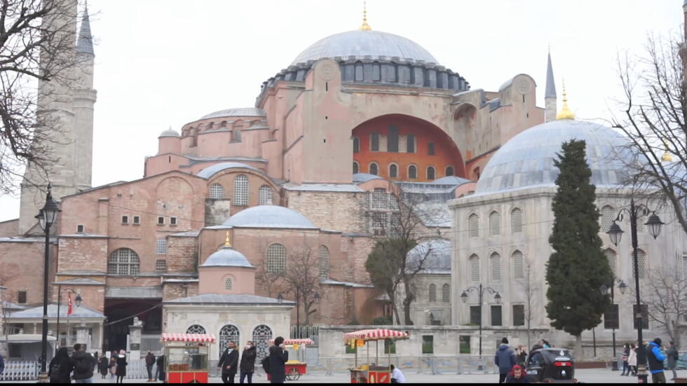 A tale of two Turkeys: Society torn between religion and secularism ...