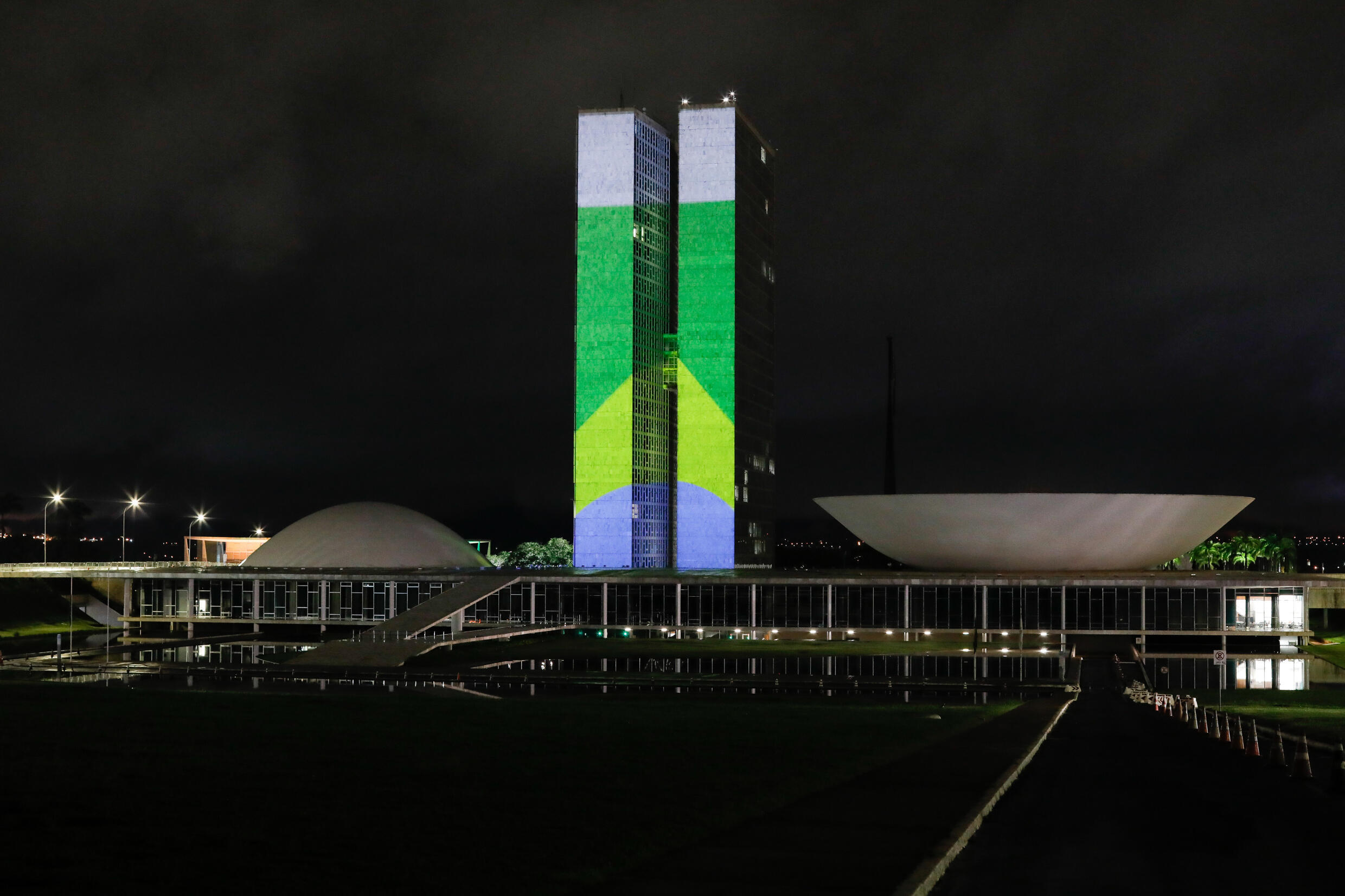 Lula vows 'no pardon' for Jan 8 rioters as Brazil marks anniversary