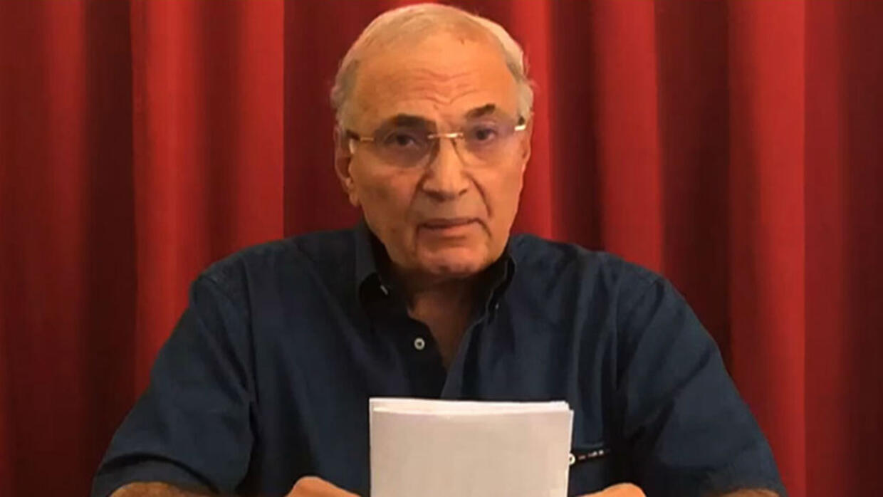 La situation d’Ahmed Chafik, arrivé en Egypte, demeure incertaine