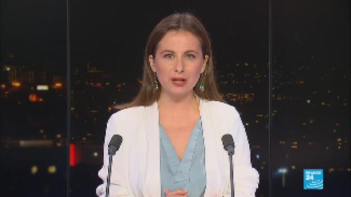 Iraqi forces seize Kirkuk governor's office, lower Kurdish flag