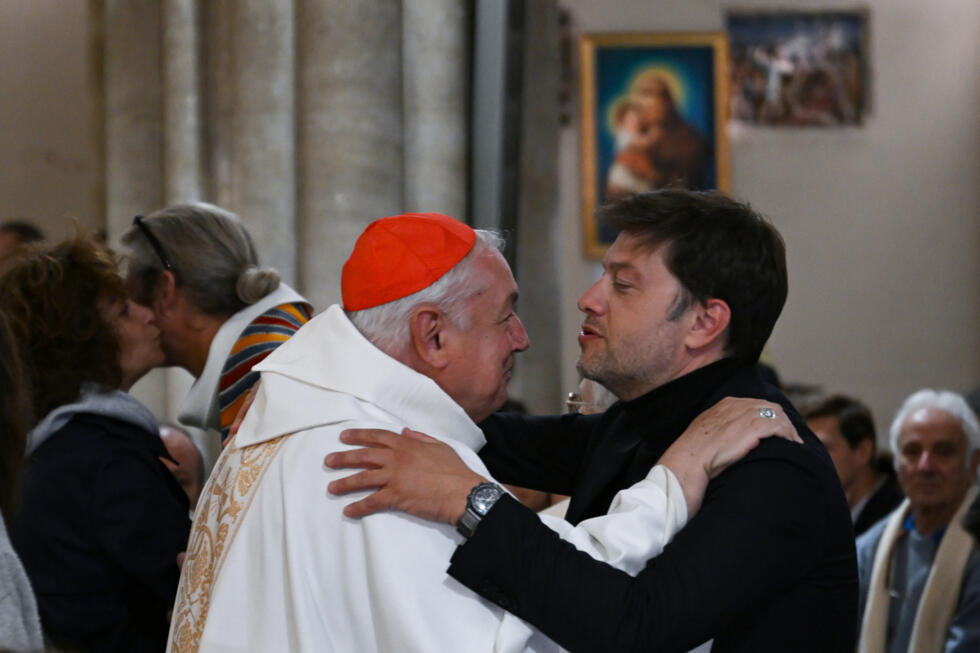 Death toll reaches six in French building collapse