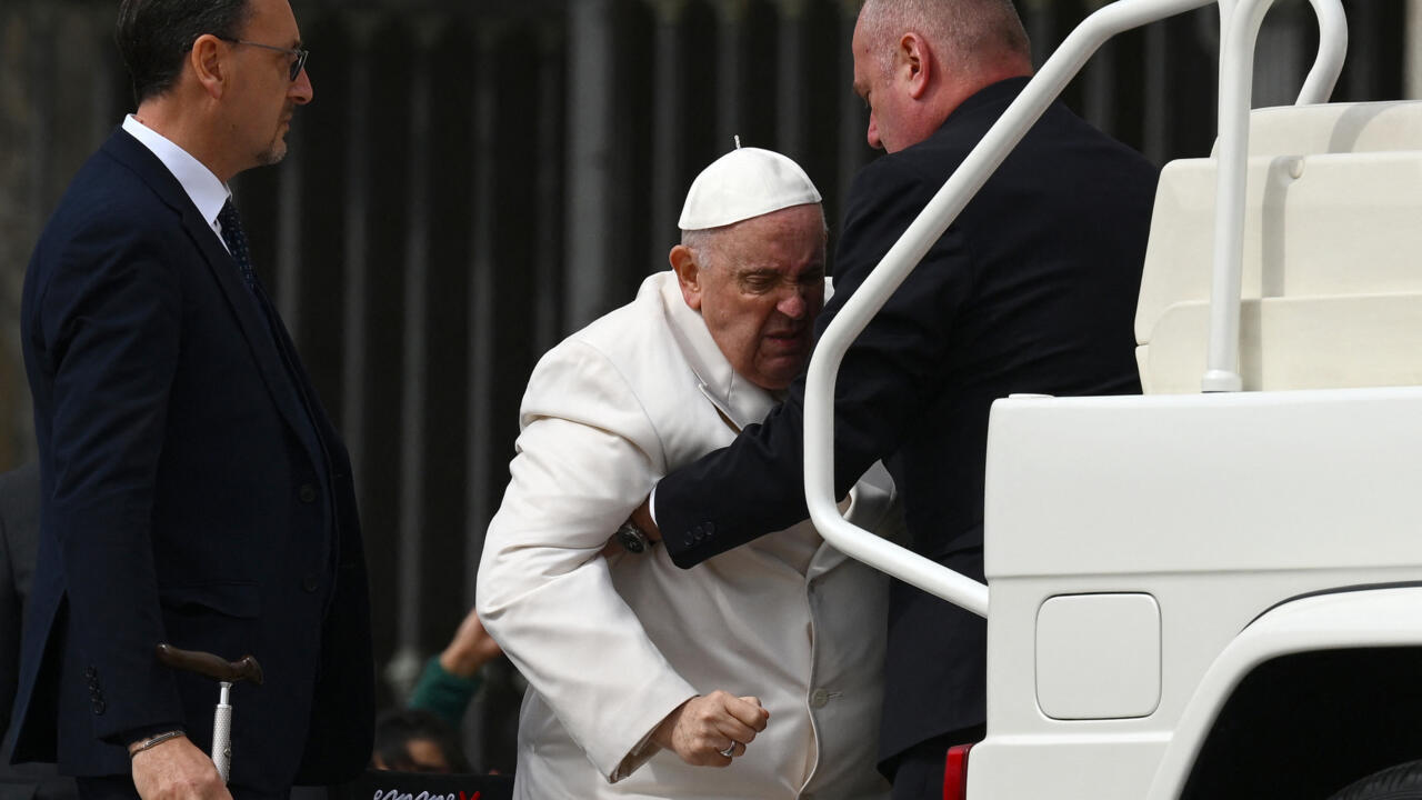 Pope Francis to remain 'a few days' in hospital for respiratory illness ...